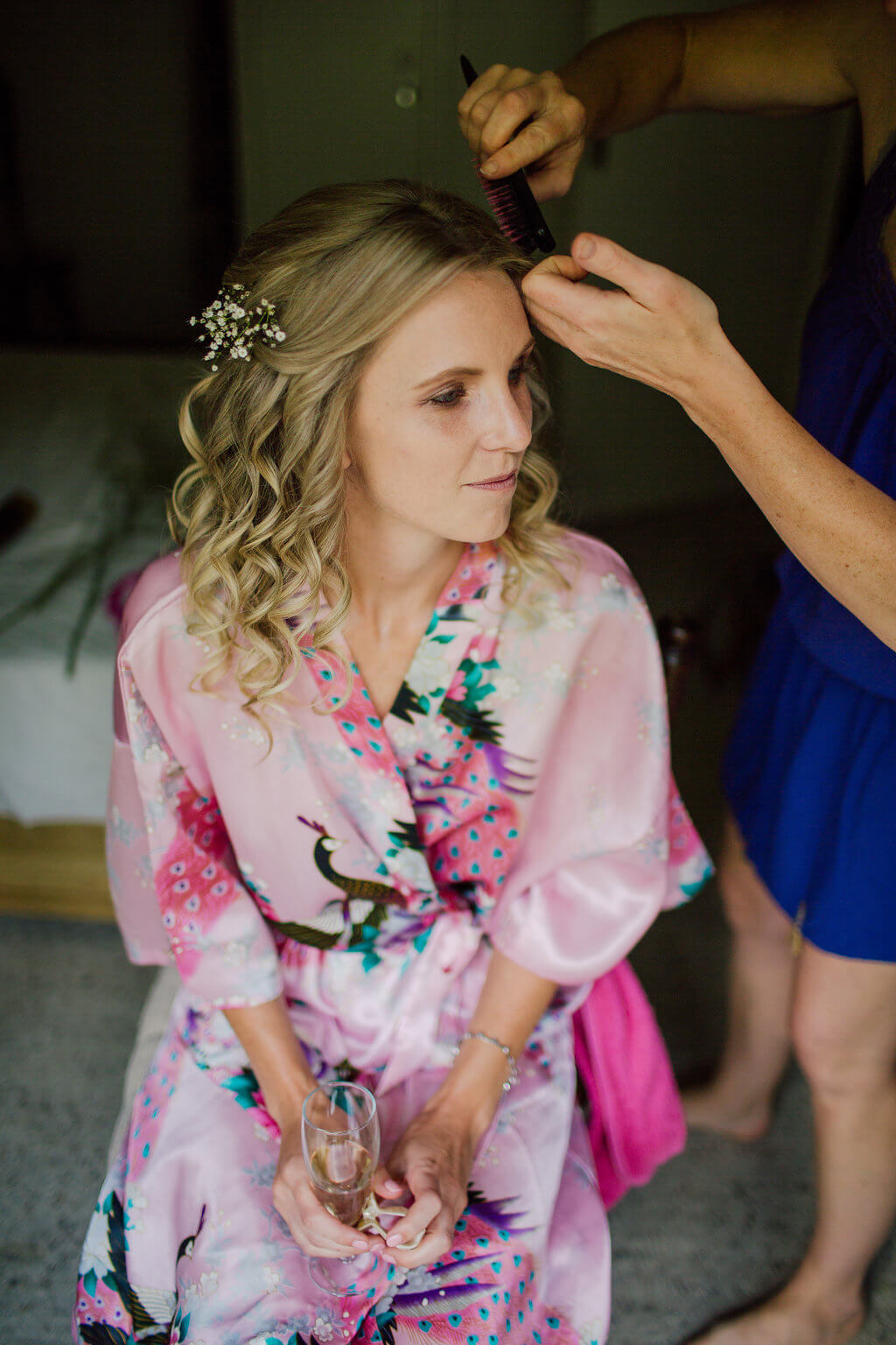 5 Tips for Your Wedding Hairstyle: Stay On-Time and Stress-Free